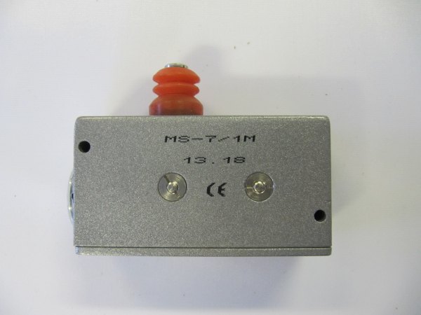 Essen MS-7/1M 15a metal-housed Microswitch | MS-7/1M | Access ...